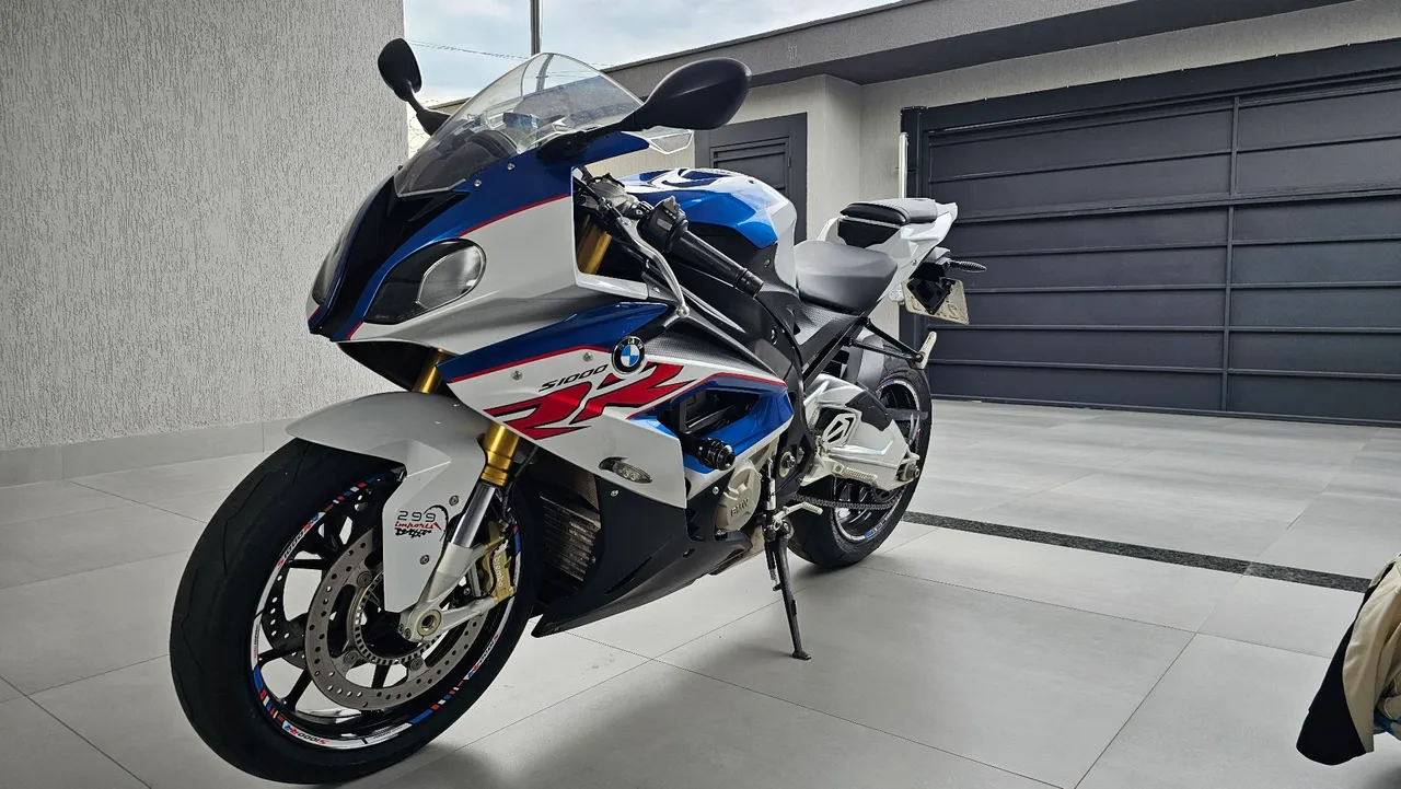 Motos BMW S 2018 no Brasil
