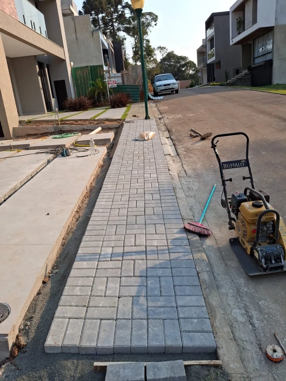 "piso calcada" - Pisos e Revestimentos no Brasil