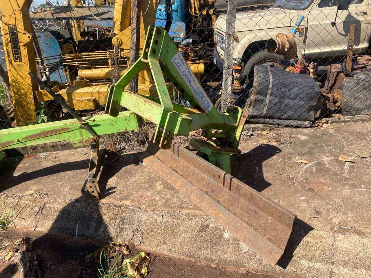 "plaina trator" no Brasil