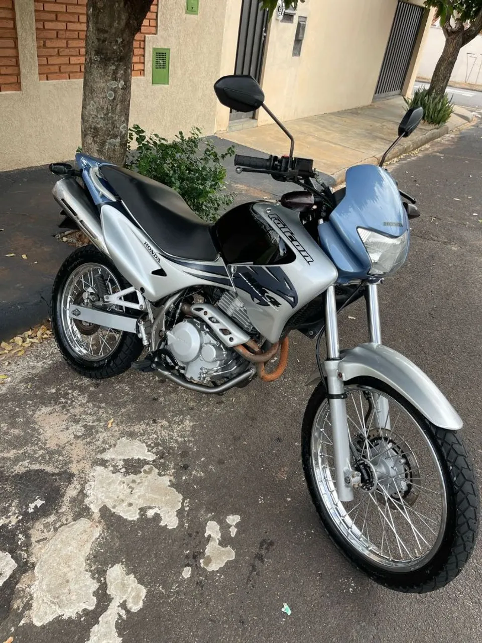 Motos HONDA NX no Brasil