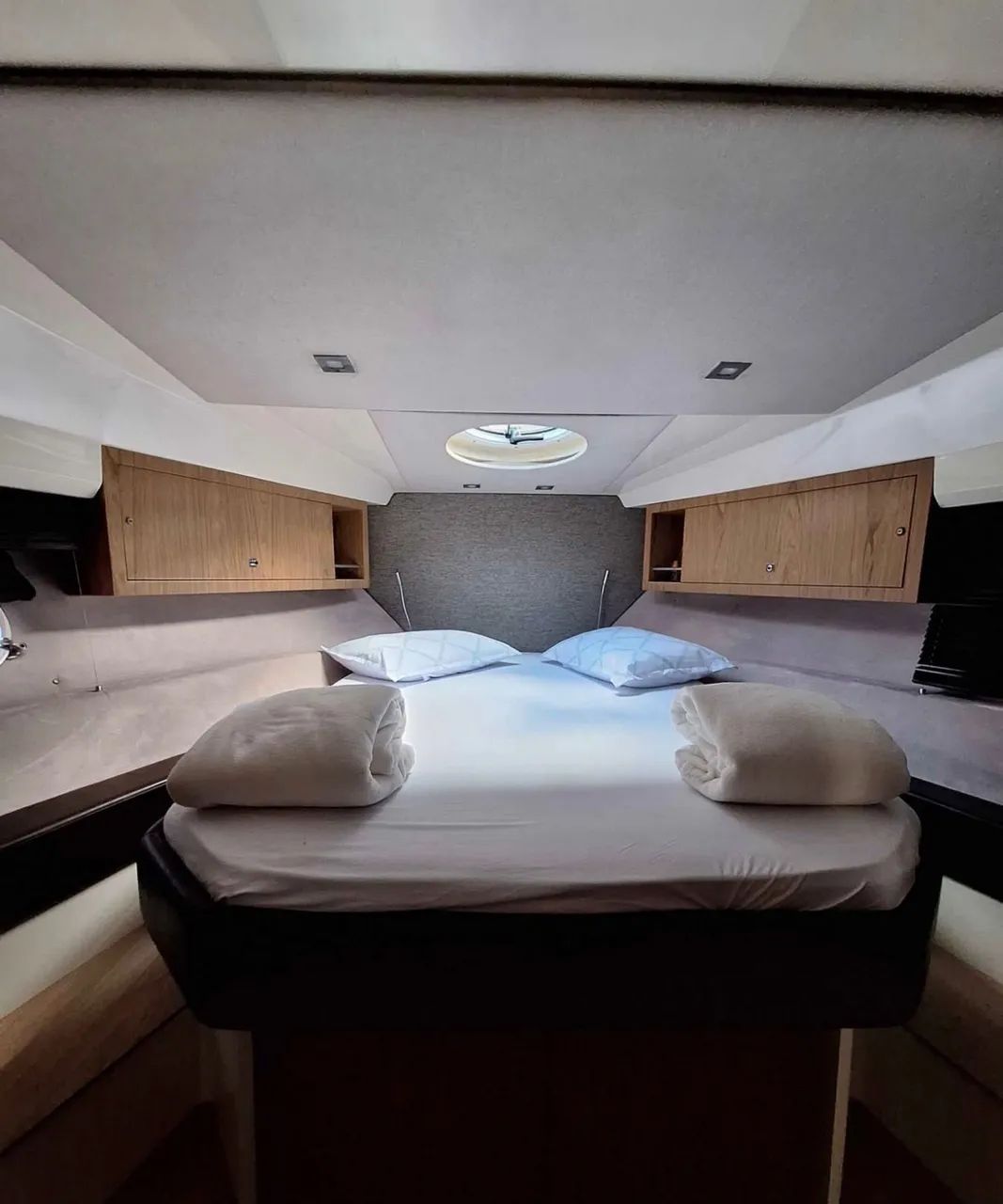 Sessa 400 HT - 2012 x2 Volvo D4 300 HP ñ Focker Phantom Fs Nx Triton ...