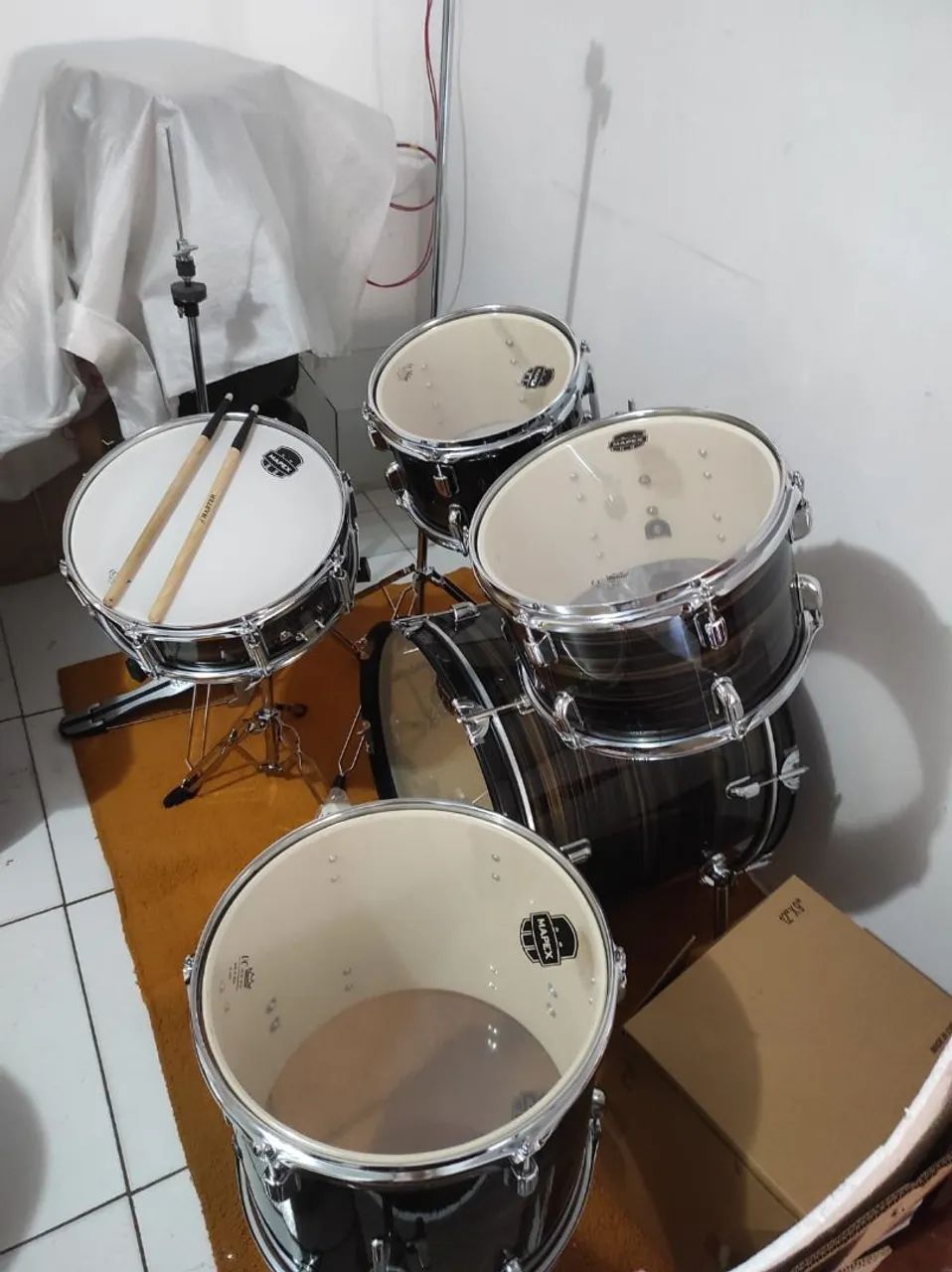 Bateria Mapex Prodigy Comet preto rajado - Só as ferragens e sem ...