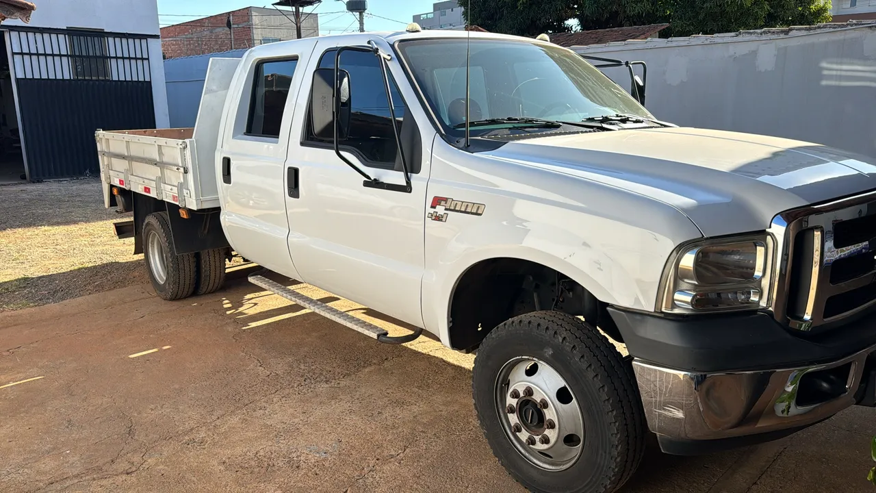 FORD F-4000 Usados e Novos em GO