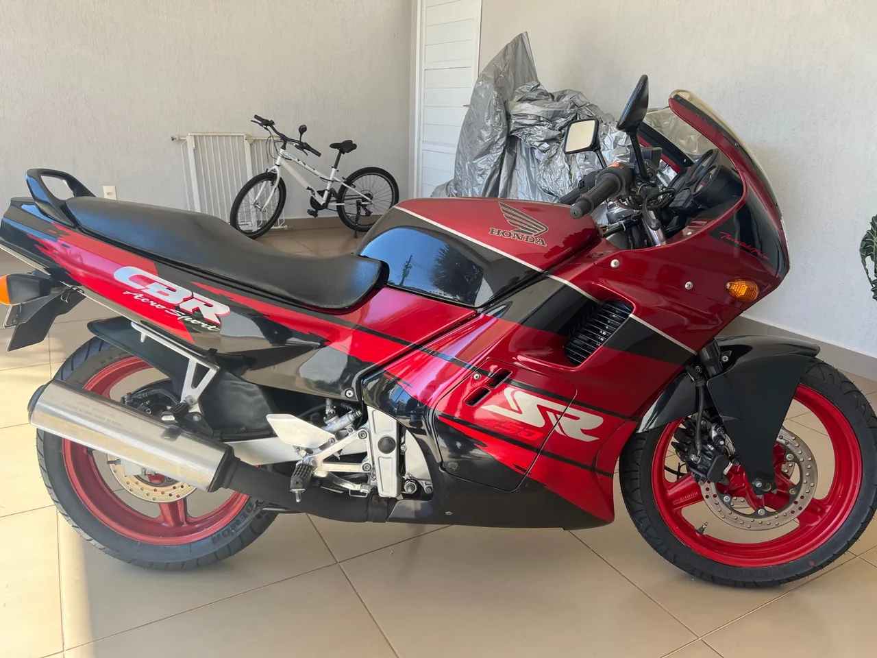 Motos HONDA CBR no Brasil