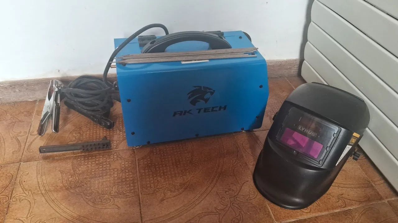 Maquina de solda AK TECH Ak-mig/mma 150a - Ferramentas de Construção ...