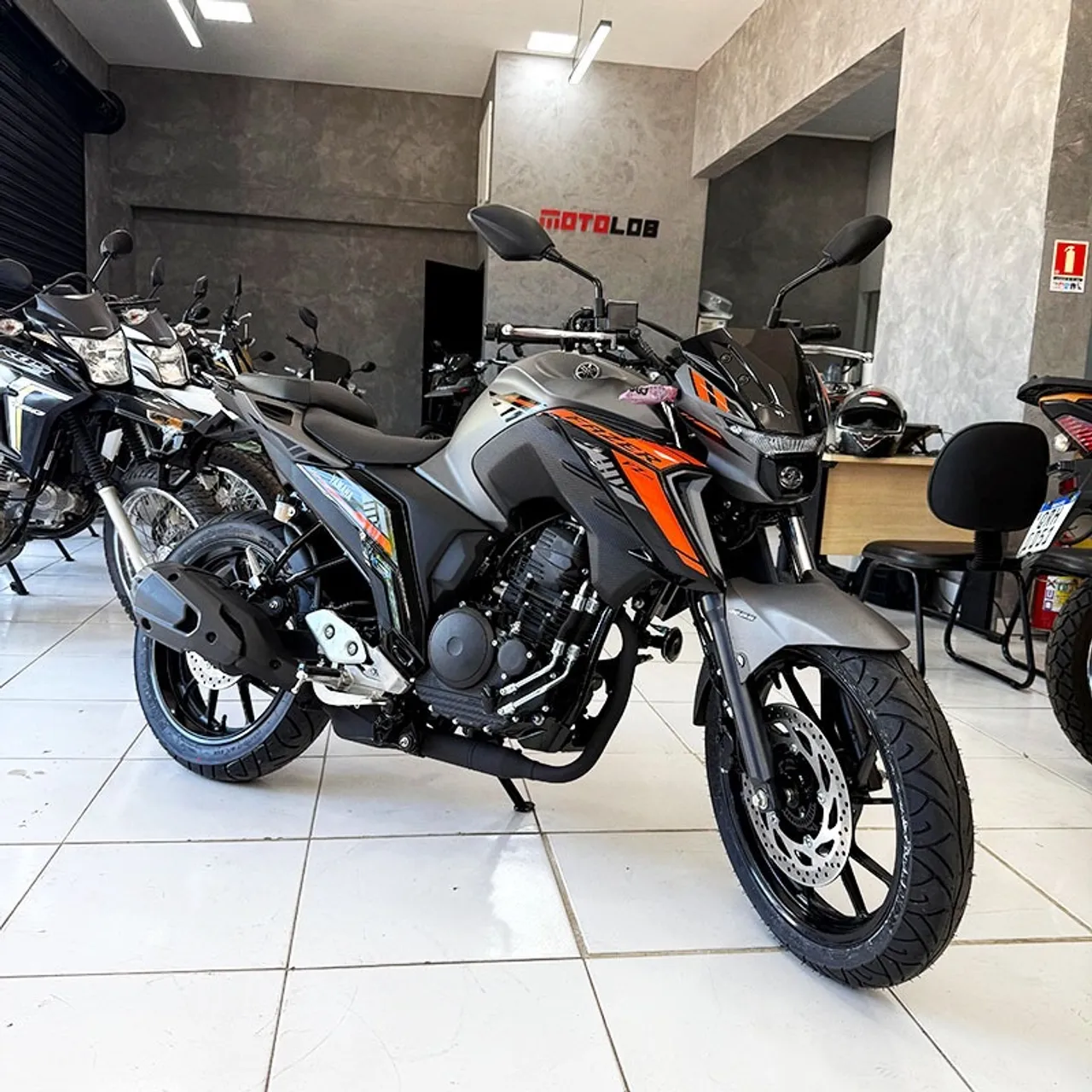 Motos YAMAHA FZ25 2025 no Brasil