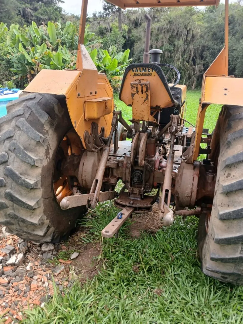 "trator agricola valmet" - Tratores e máquinas agrícolas no Brasil