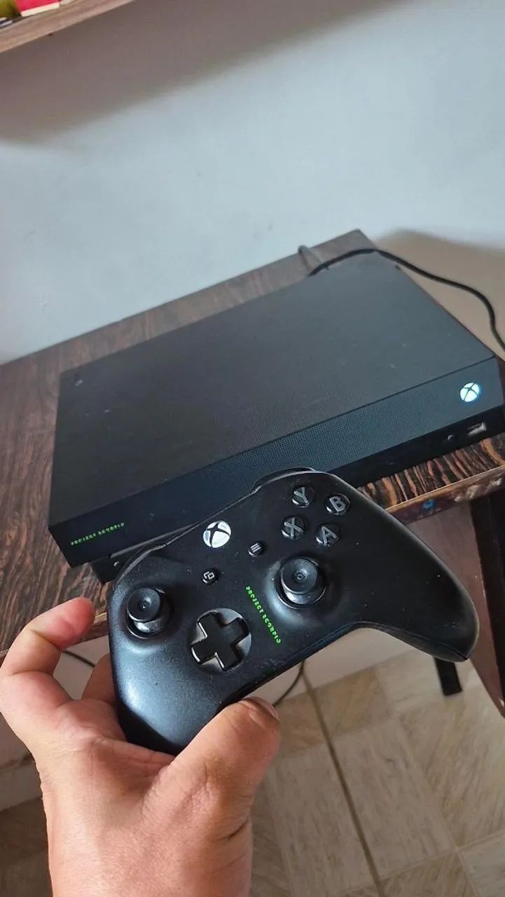 Vende-se xbox one Project Scorpio - Consoles de Vídeo Game - Rosaneves ...