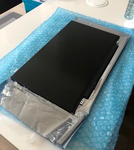 "tela de 14 polegadas" no Brasil