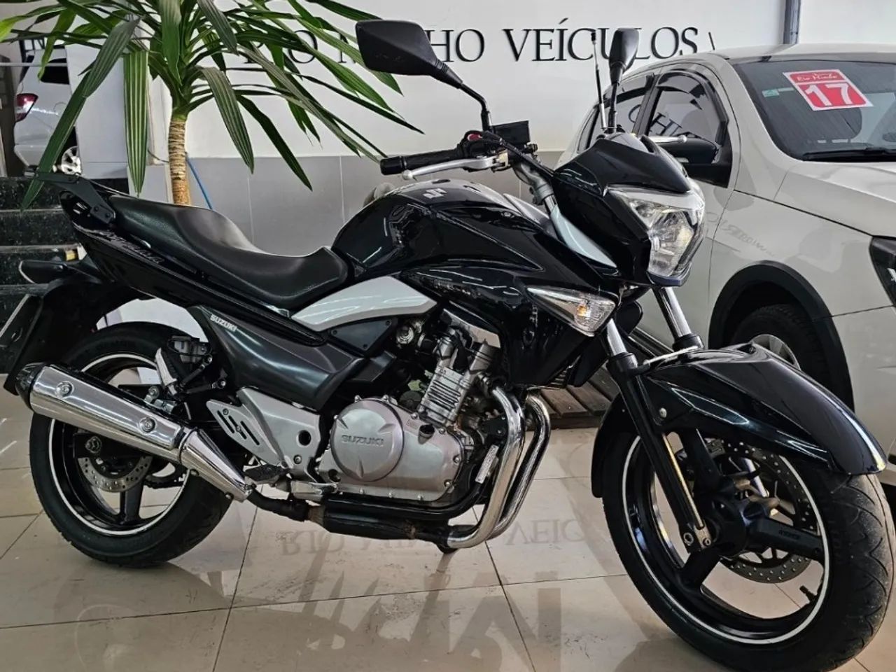Motos SUZUKI INAZUMA no Rio de Janeiro