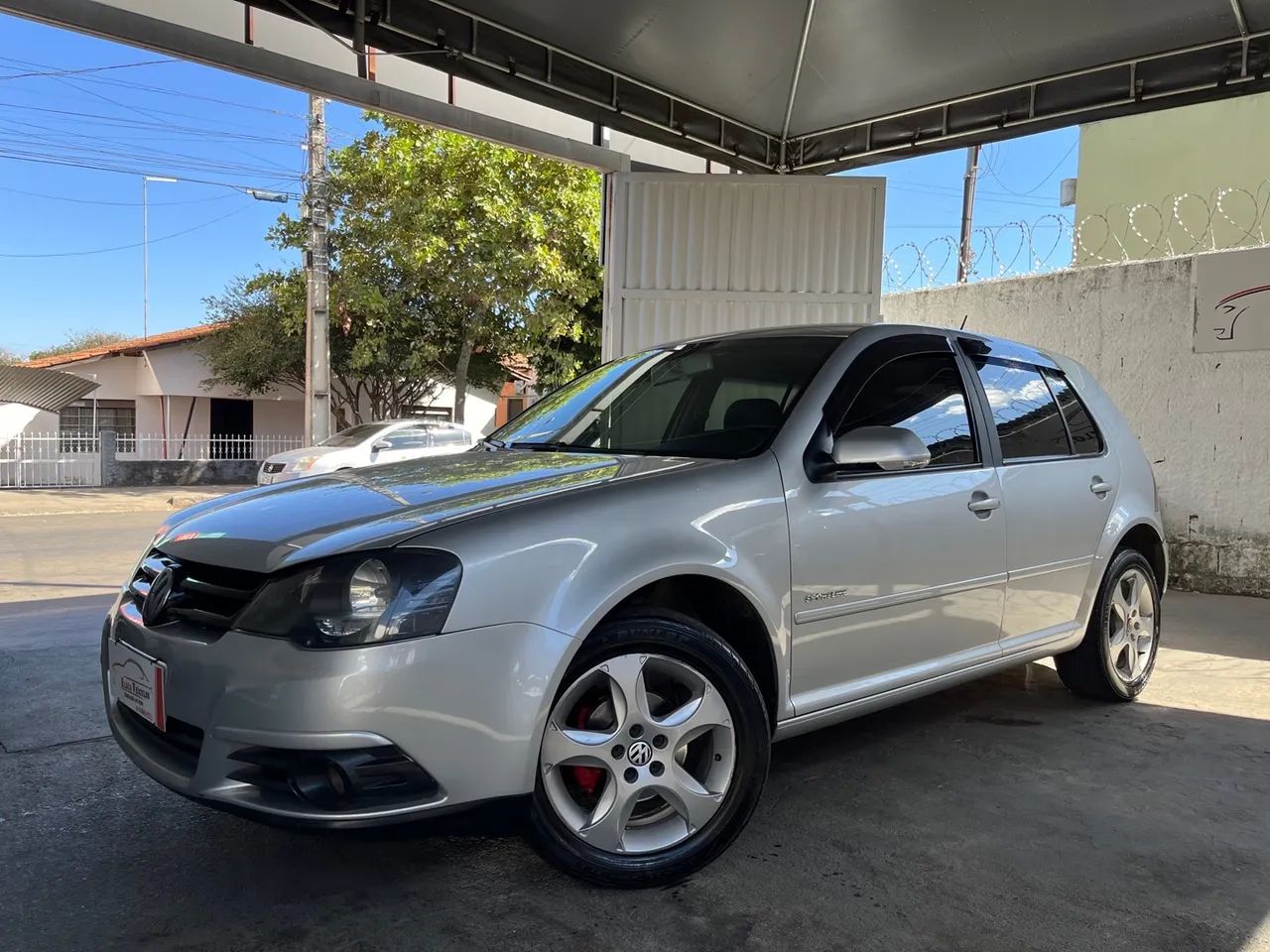 VOLKSWAGEN GOLF 2009 Usados e Novos