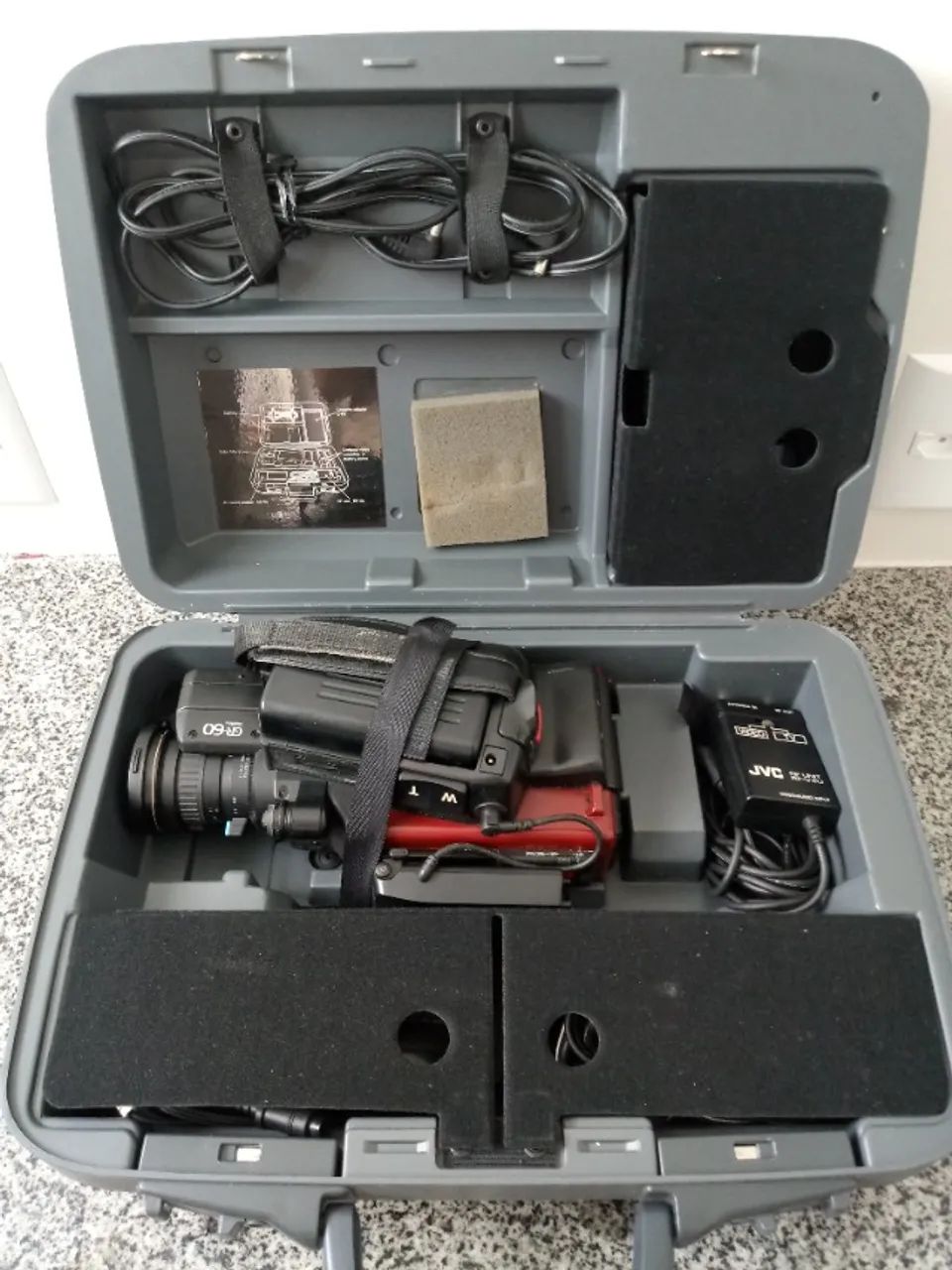 Filmadora JVC GR-60 completa (com defeito) - DVD, Blu-Ray e Vídeo ...