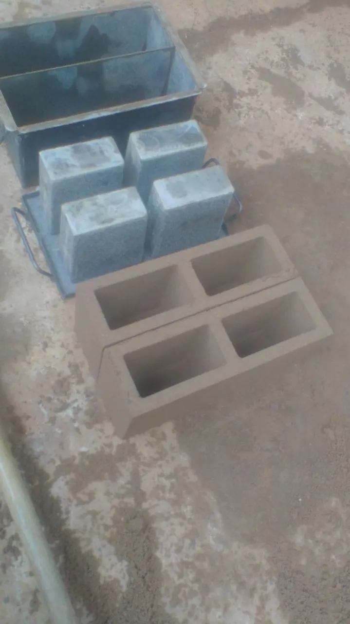 "forma de bloco de concreto" no Brasil