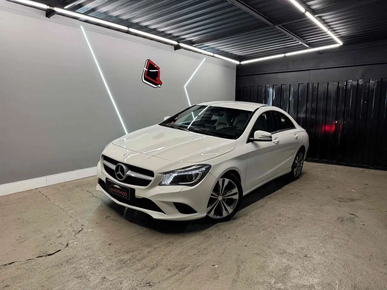 MERCEDES-BENZ CLA-200 2015 Usados e Novos