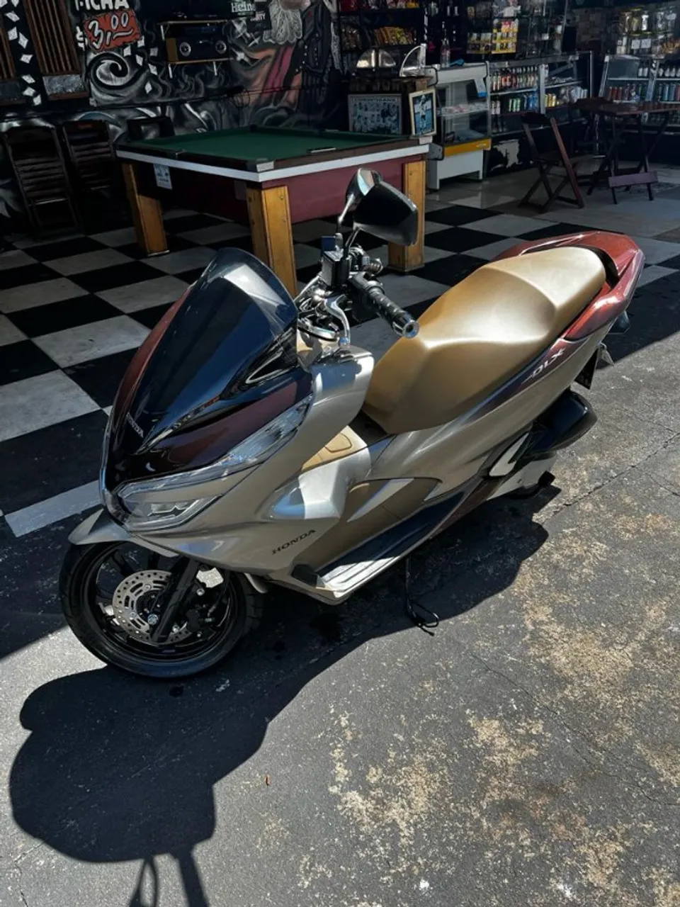 Motos HONDA PCX 2022 no Brasil