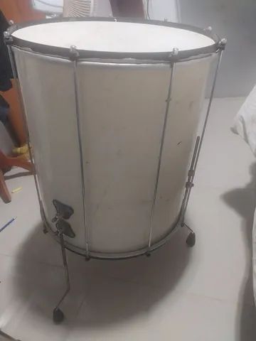 "surdo de 20 polegadas" no Brasil