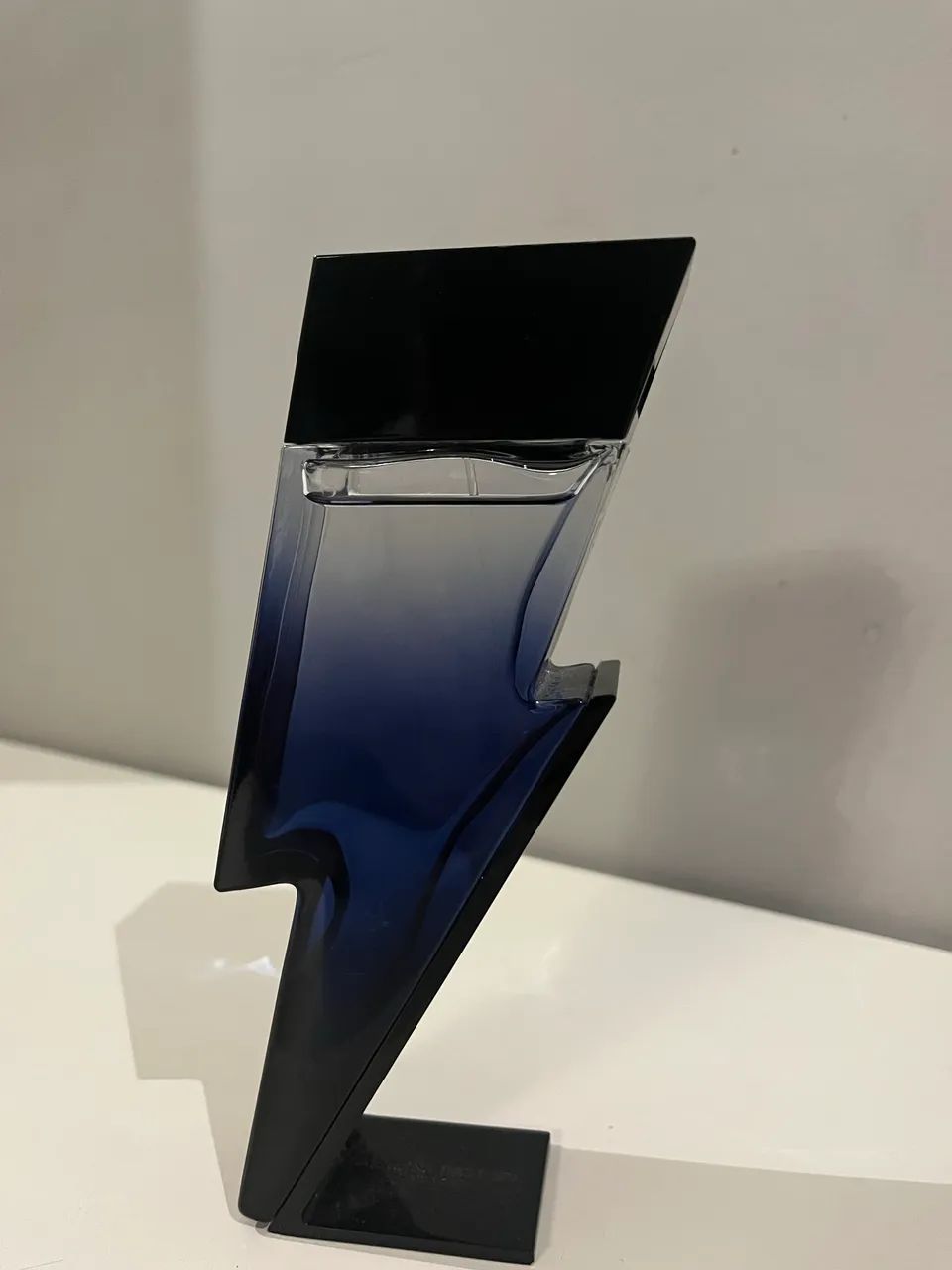 Perfume Carolina Herreira Bad Boy Cobalt EAU de Parfum Électrique 100ml ...