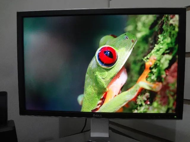"monitor de 30 polegadas" no Brasil