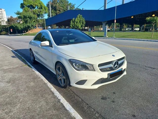 MERCEDES-BENZ CLA-200 2016 Usados e Novos