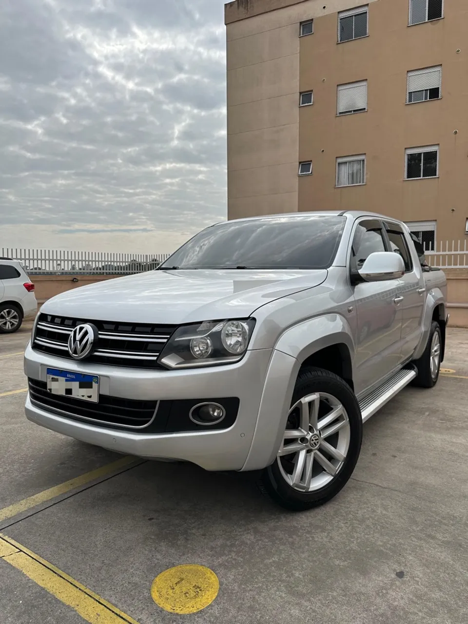 VOLKSWAGEN AMAROK 2015 Usados e Novos