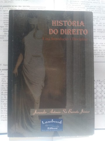 "livro de leis de direito" no Brasil