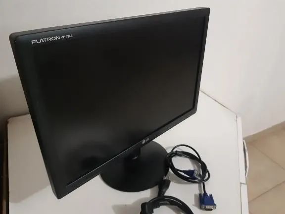 "monitor de 19 polegadas" no Brasil