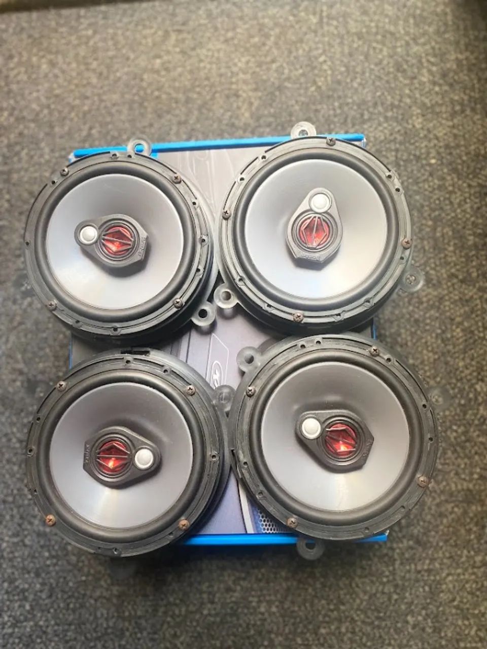 alto falante 6 porta carro com aro suporte - Aparelhos de Som - Setor ...