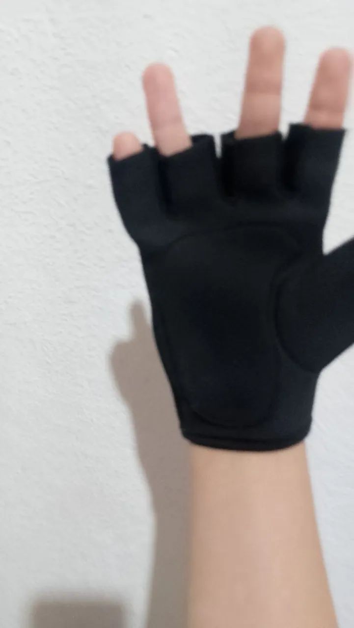 Luva de Musculação com Proteção Palmar - Academia e Exercícios - Parque ...