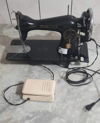 Maquina de costura singer pretinha | +26 anúncios na OLX Brasil