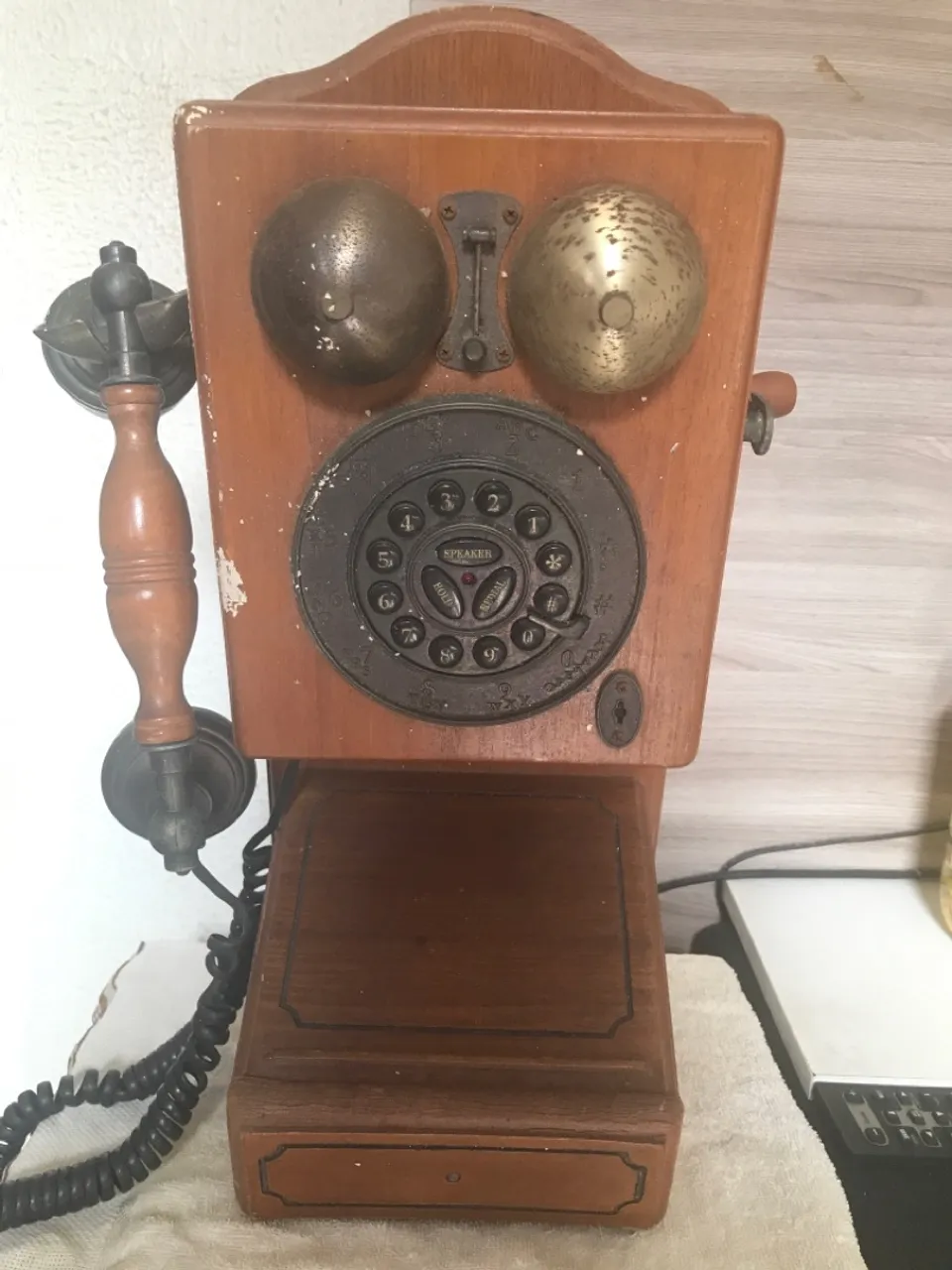 "telefone antigo original" no Brasil