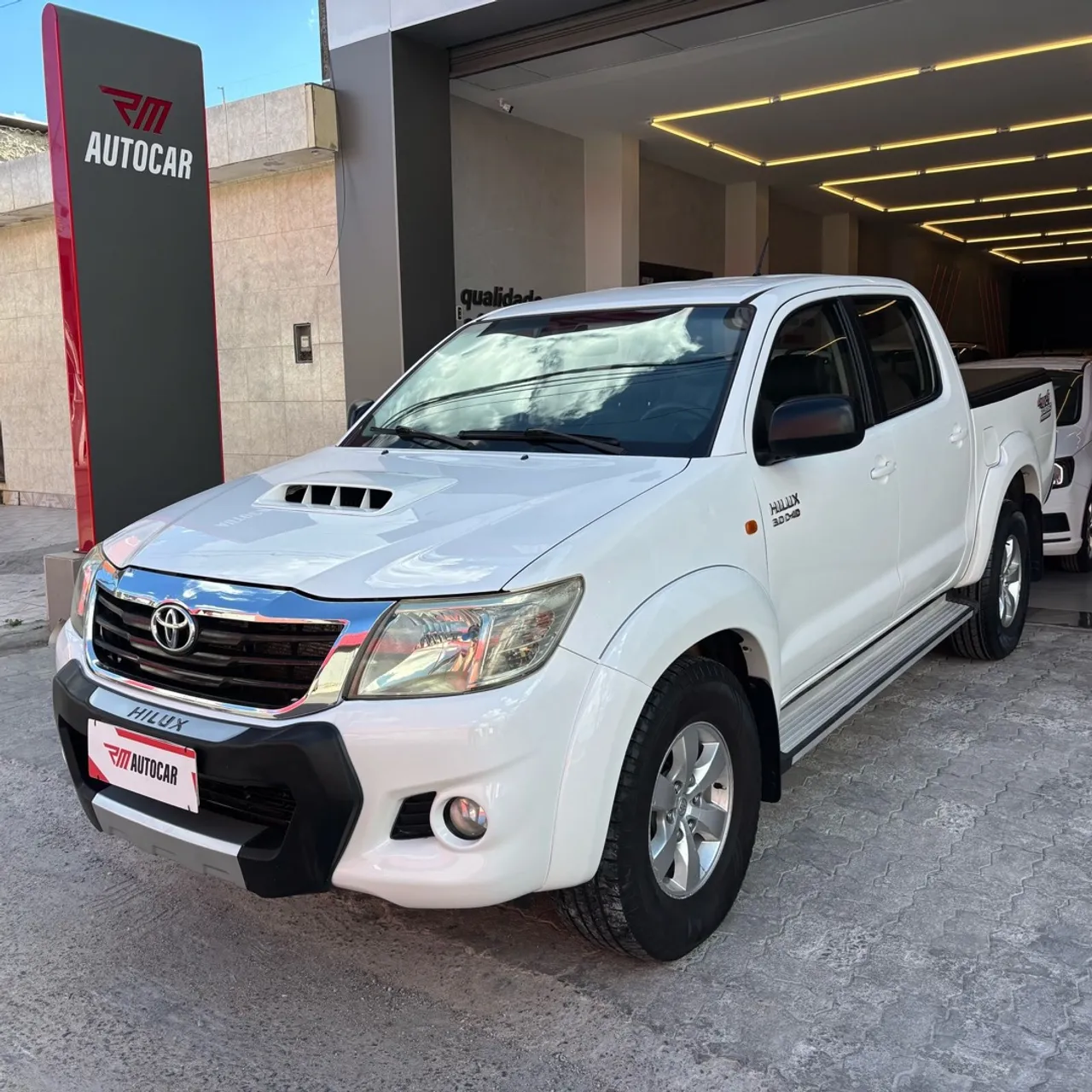 TOYOTA HILUX 2015 Usados e Novos