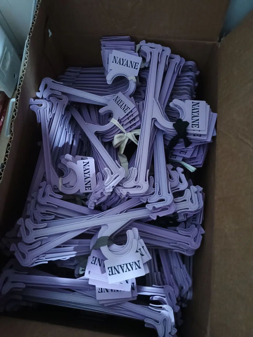 Cabides lingeries pequenos e grandes - Equipamentos Para Comércio ...