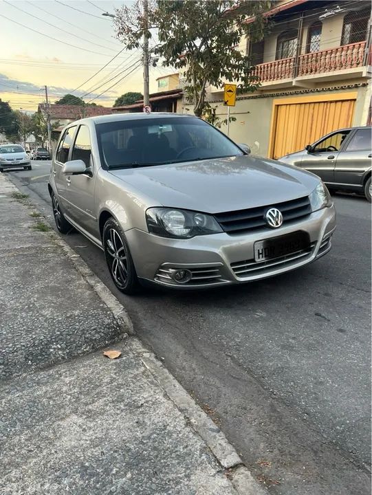VOLKSWAGEN GOLF 2011 Usados e Novos