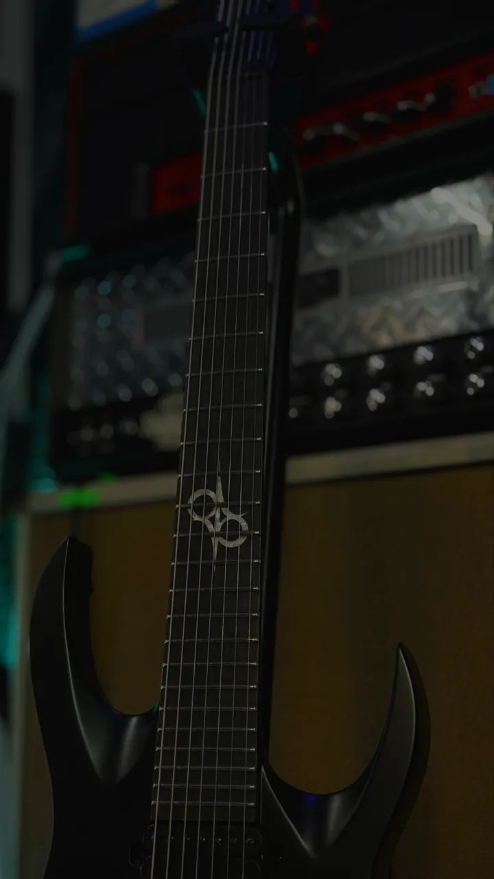 Guitarra Solar A1.7C Evertune 26.5' - Instrumentos musicais - Parque ...