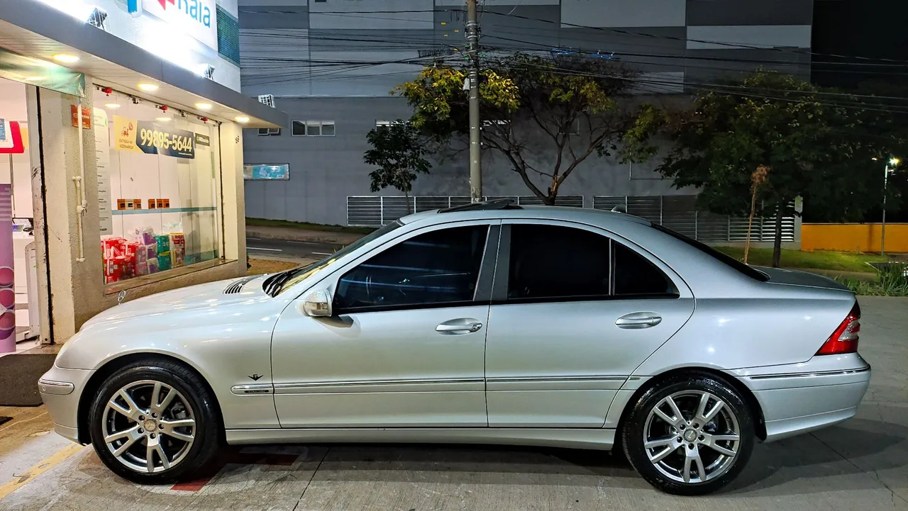 Mercedes-Benz C-320 Usados e Novos