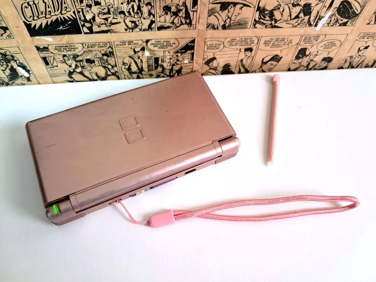 Nintendo DS Lite com carregador e jogos - Consoles de Vídeo Game - Ahú ...
