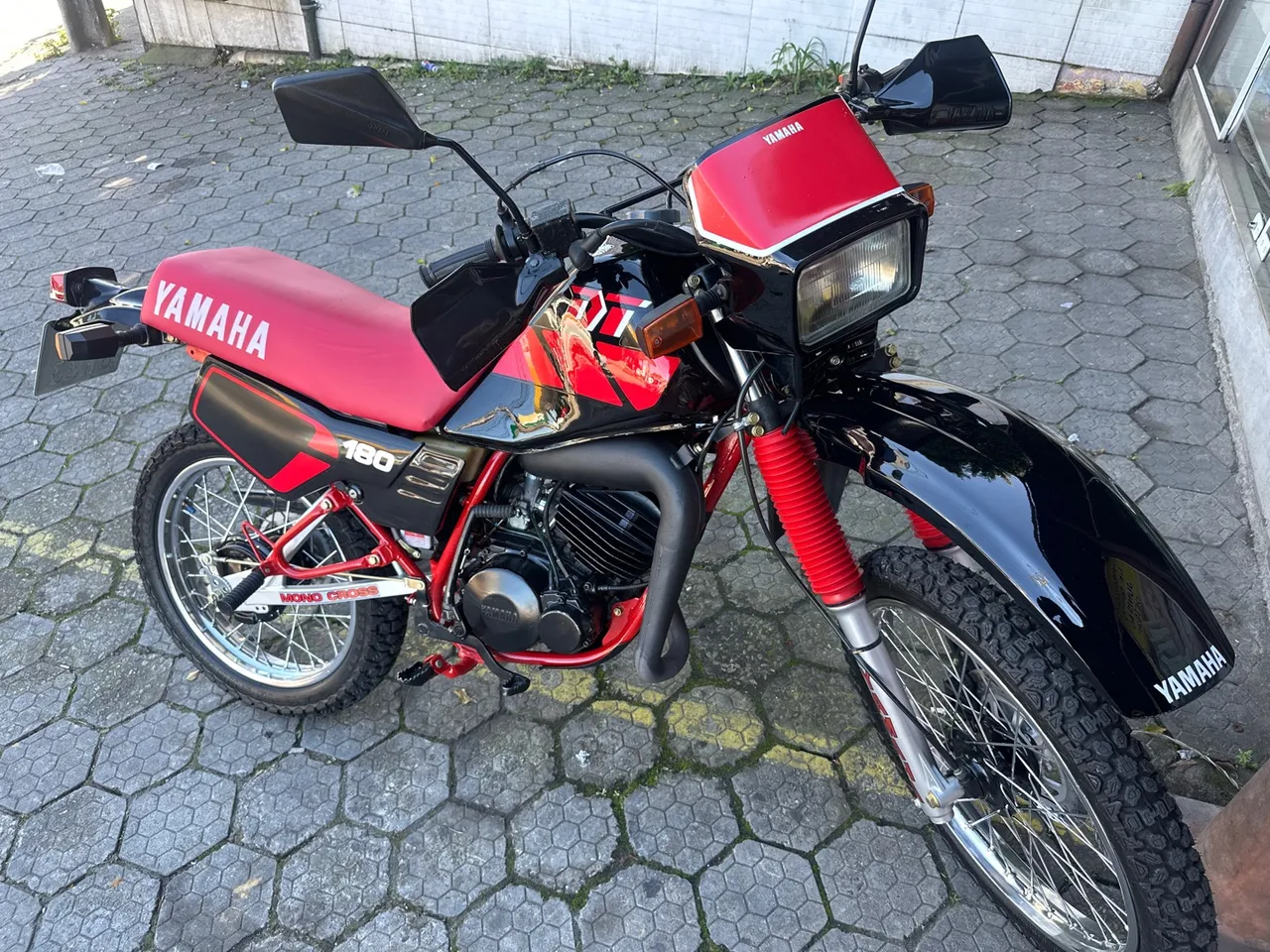 Motos YAMAHA DT no Brasil