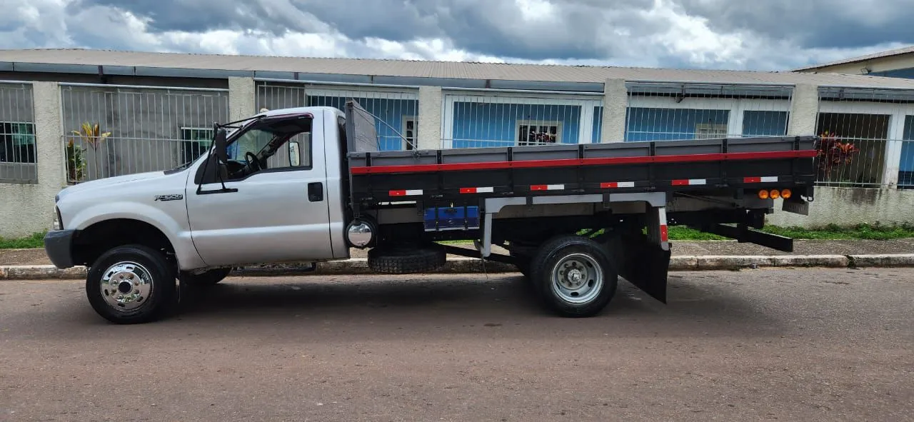 FORD F-4000 Usados e Novos