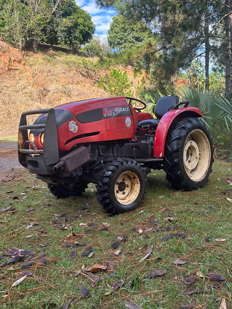 "trator agrale 4100" - Tratores e máquinas agrícolas no Brasil