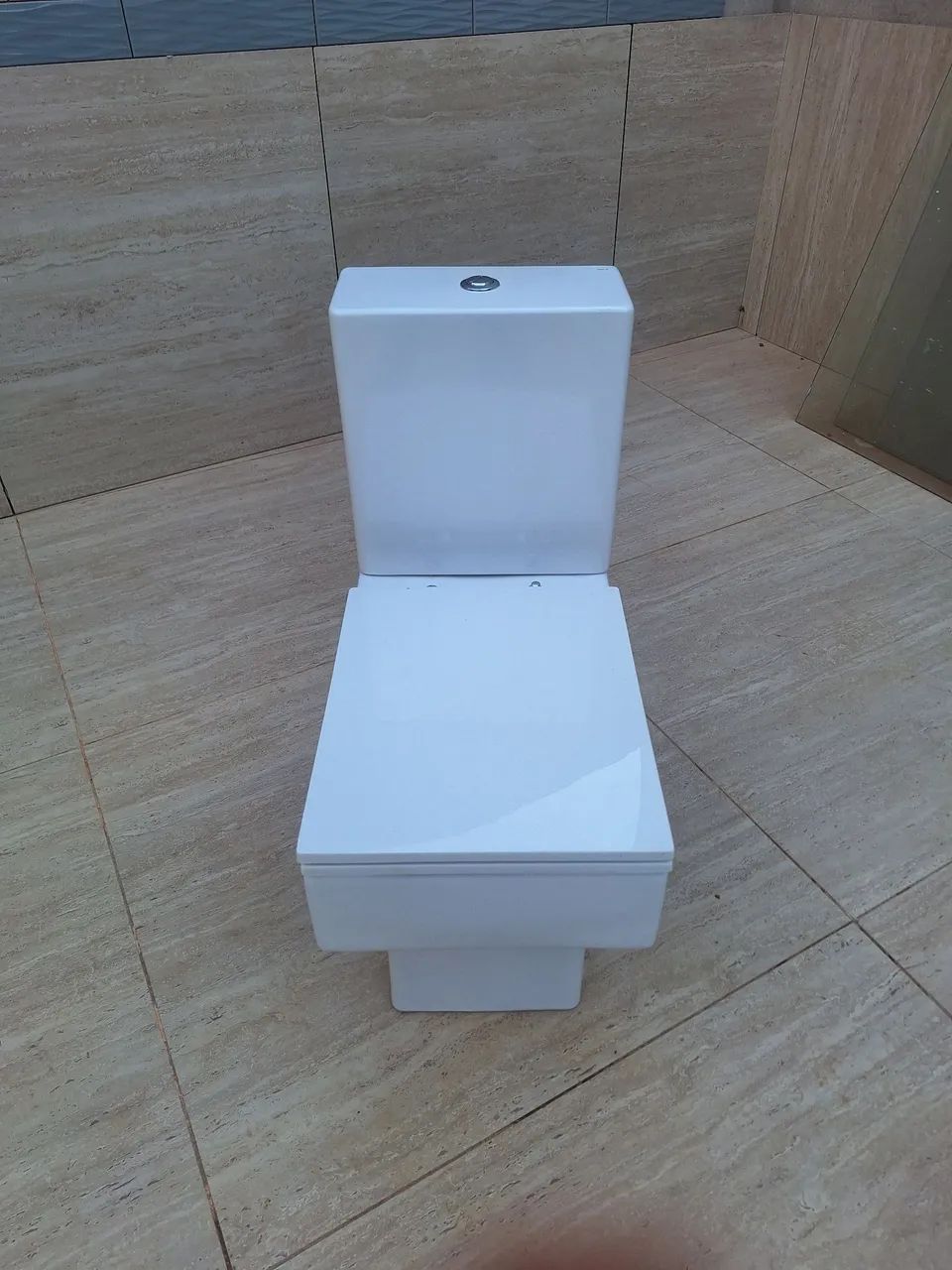 Vaso sanitário deca modelo quadratta alto padrão - Torneiras, Duchas e Vasos - Condomínio ...