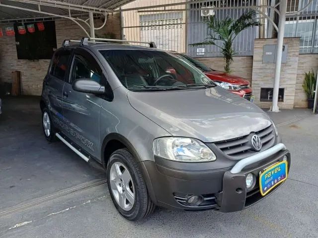 VOLKSWAGEN CROSSFOX 2005 Usados e Novos