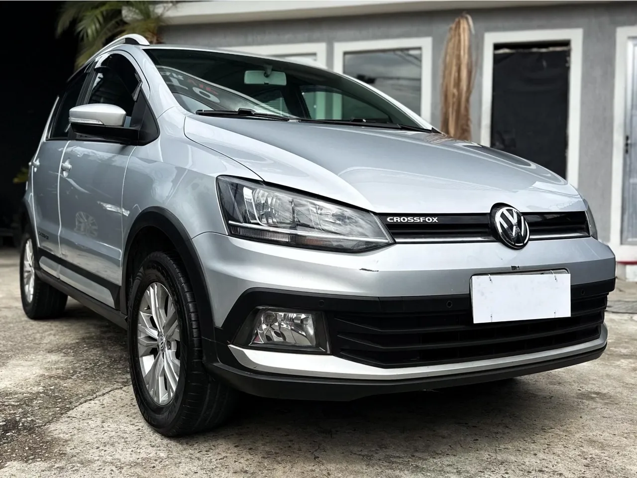 VOLKSWAGEN CROSSFOX 2017 Usados e Novos