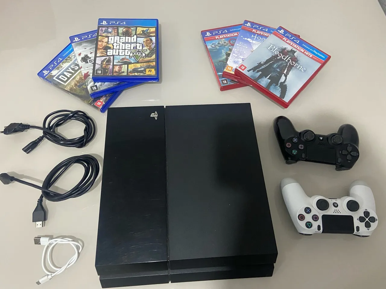 "console ps4 com 2 controles" - Consoles de Vídeo Game no Brasil