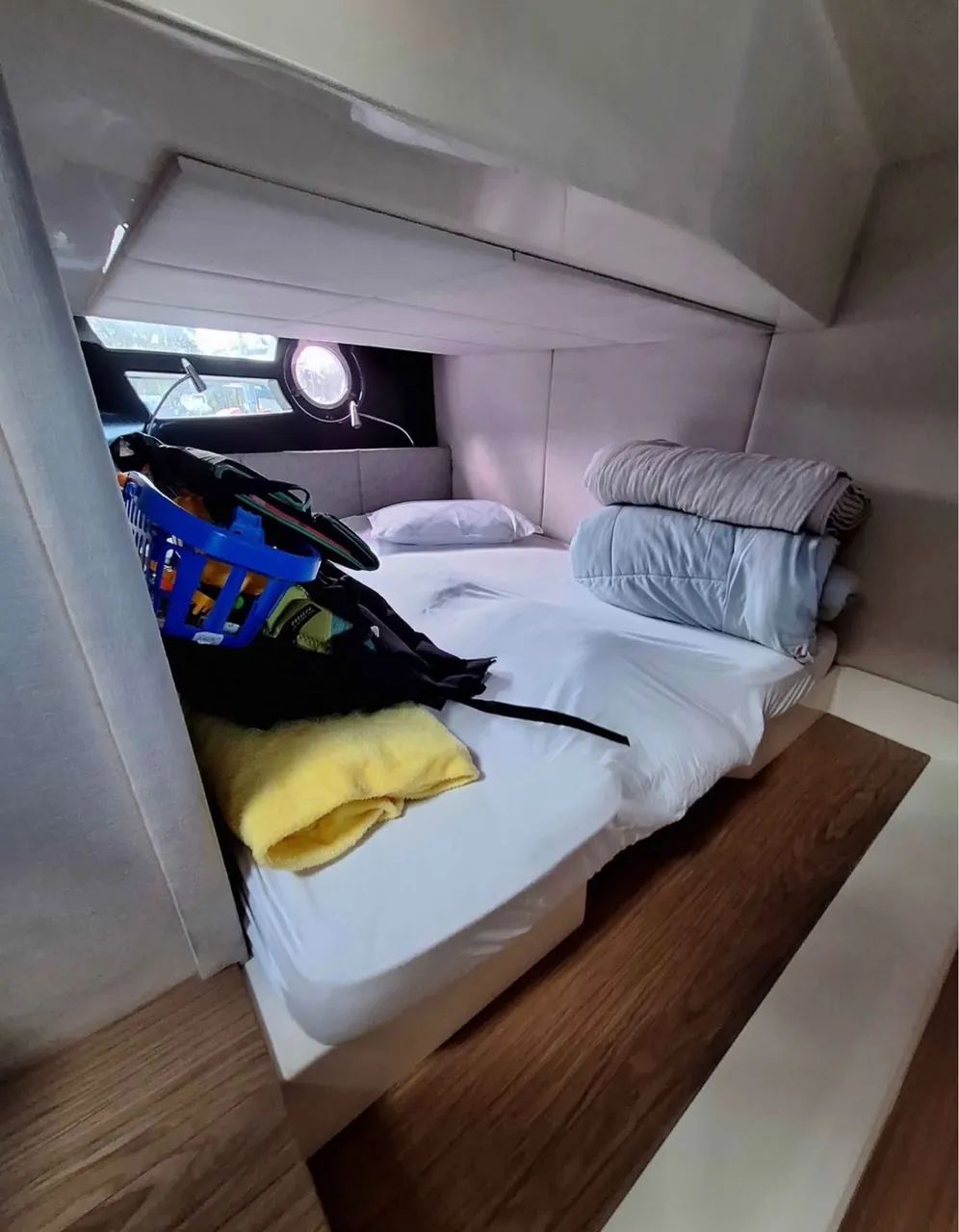 Sessa 400 HT - 2012 x2 Volvo D4 300 HP ñ Focker Phantom Fs Nx Triton ...