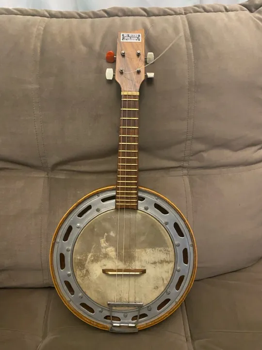 "banjo del vecchio" - Instrumentos musicais no Brasil