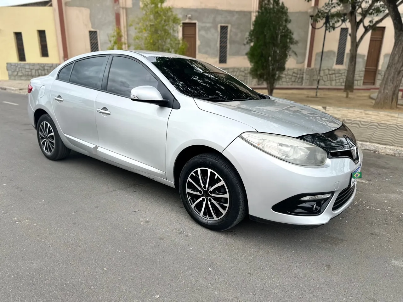 "renault fluence" no Brasil