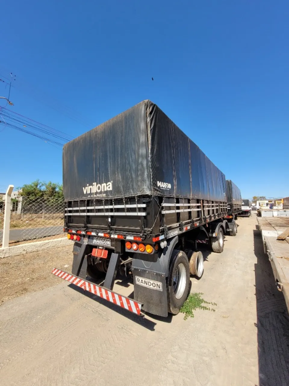"rodotrem bitrenzao" no Brasil