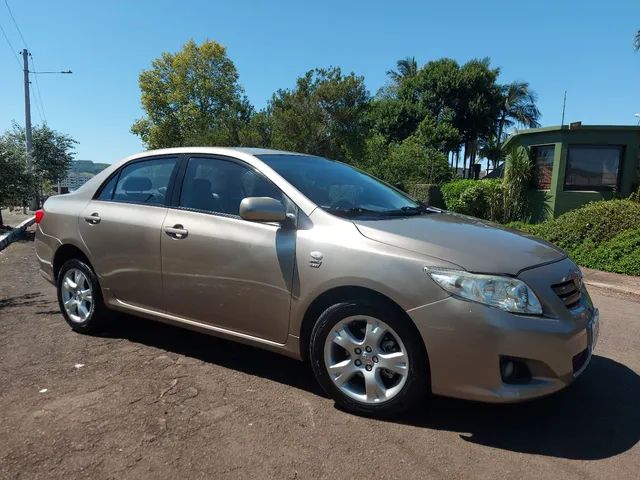 TOYOTA COROLLA 2011 Usados e Novos no RS