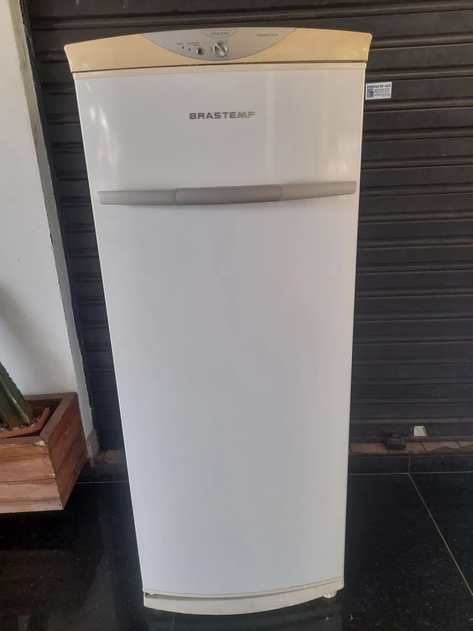 Freezer Brastemp Frost Free - Geladeiras e Freezers - Asa Norte ...