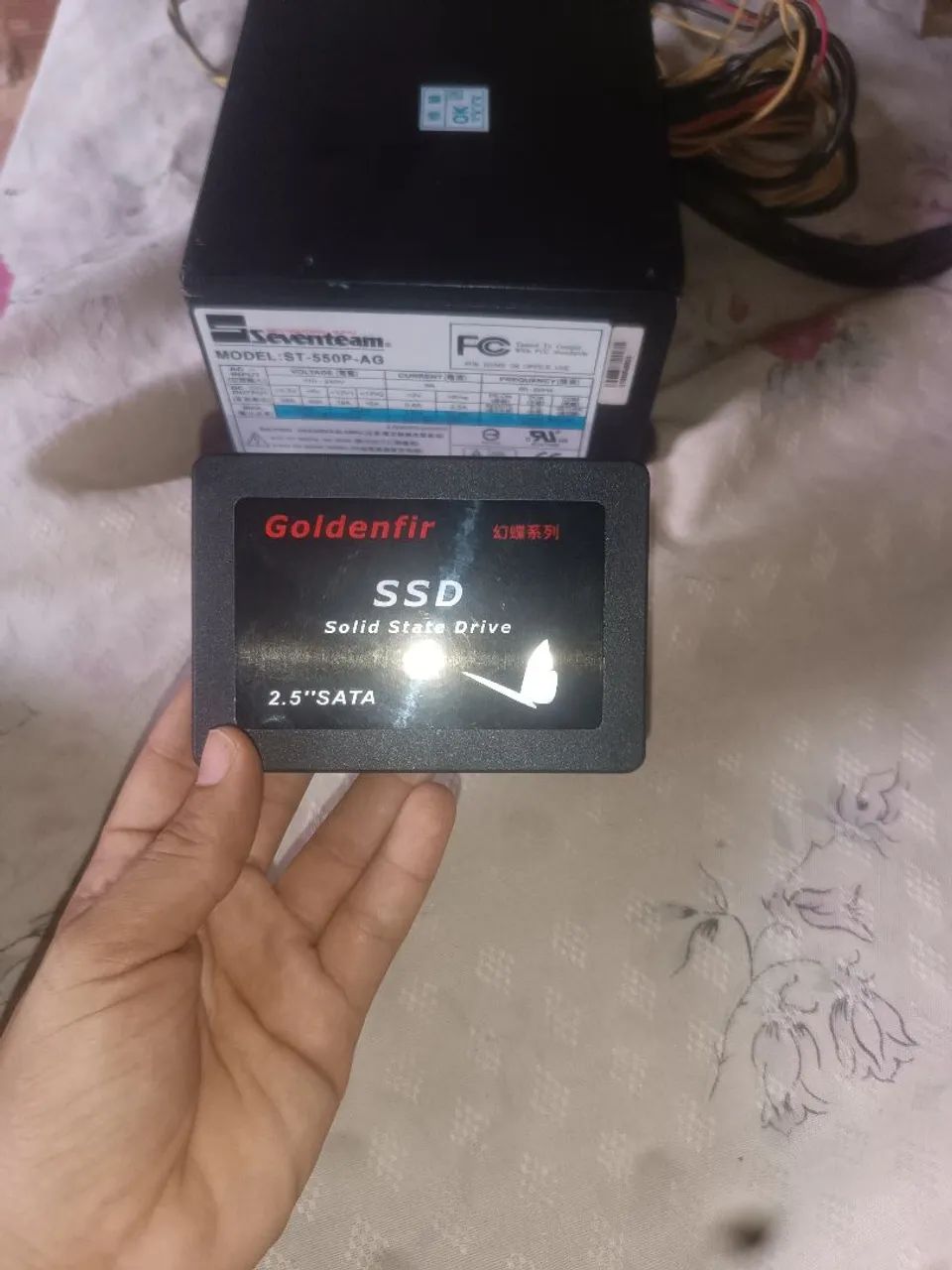 Seagate Barracuda 7200.7 de 160 GB / (SSD) interno Goldenfir de 120 GB ...